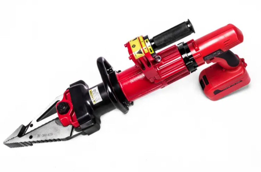 240V Emergency Rescue Equipment Portable Hydraulic Rescue Spreader